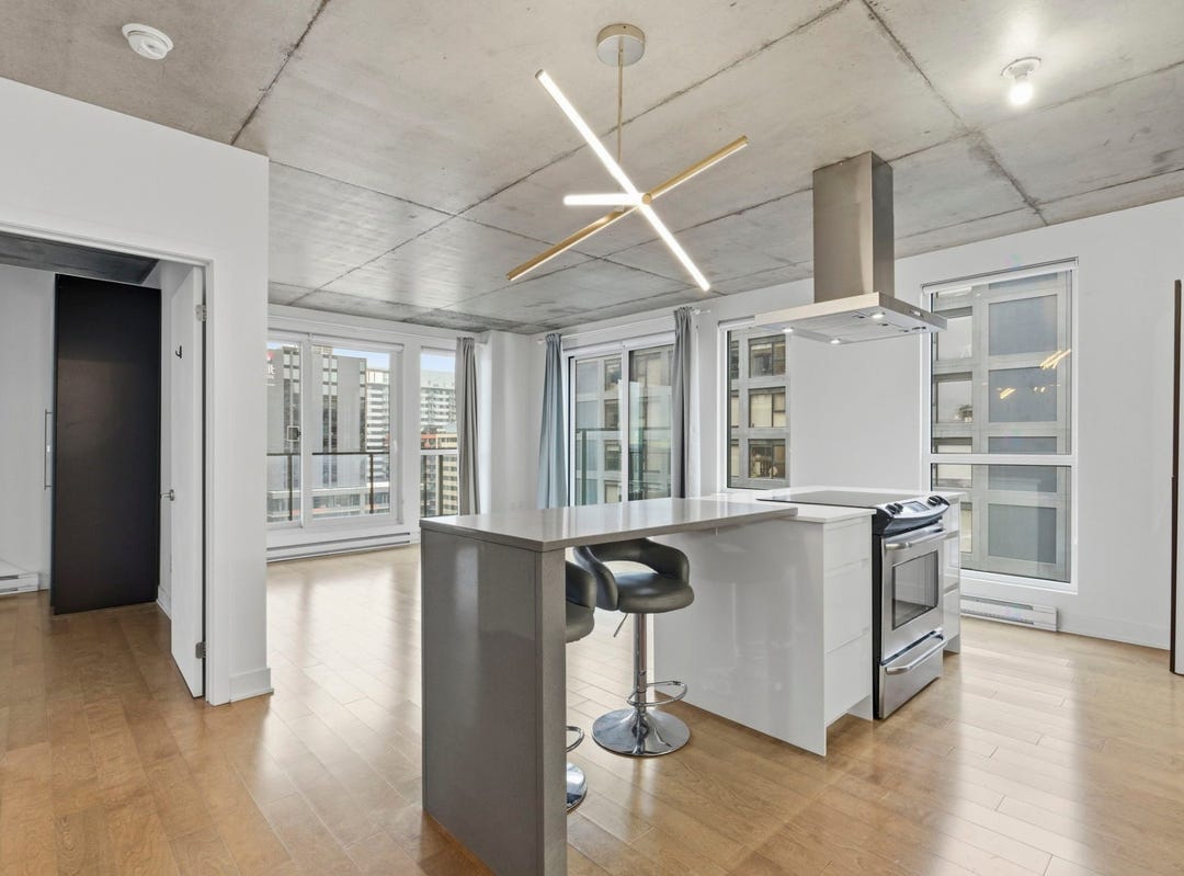 235 Rue Peel 1201, Montréal (Le Sud-Ouest), Québec H3C 0P8 Apartment ...
