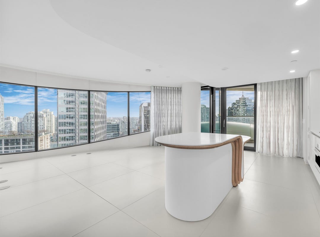 1033 Nelson Street 1902, Vancouver, British Columbia V6E 0E4 Apartment ...