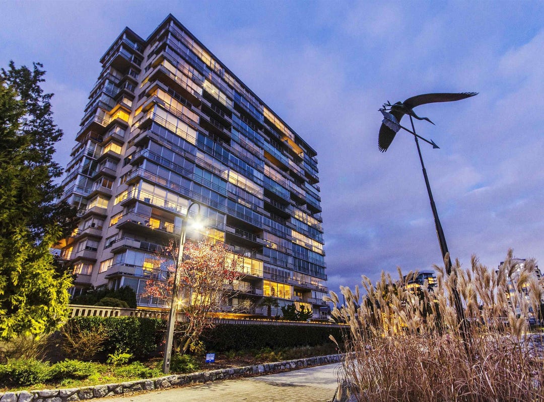 150 24th Street 1102, West Vancouver, British Columbia V7V 4G8 ...
