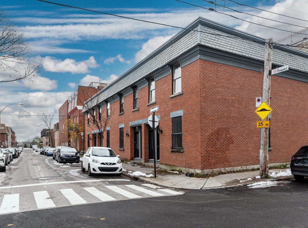 1434 1436 Rue Poupart, Montréal (Ville-Marie), Québec H2K 3E8 Townhouse ...