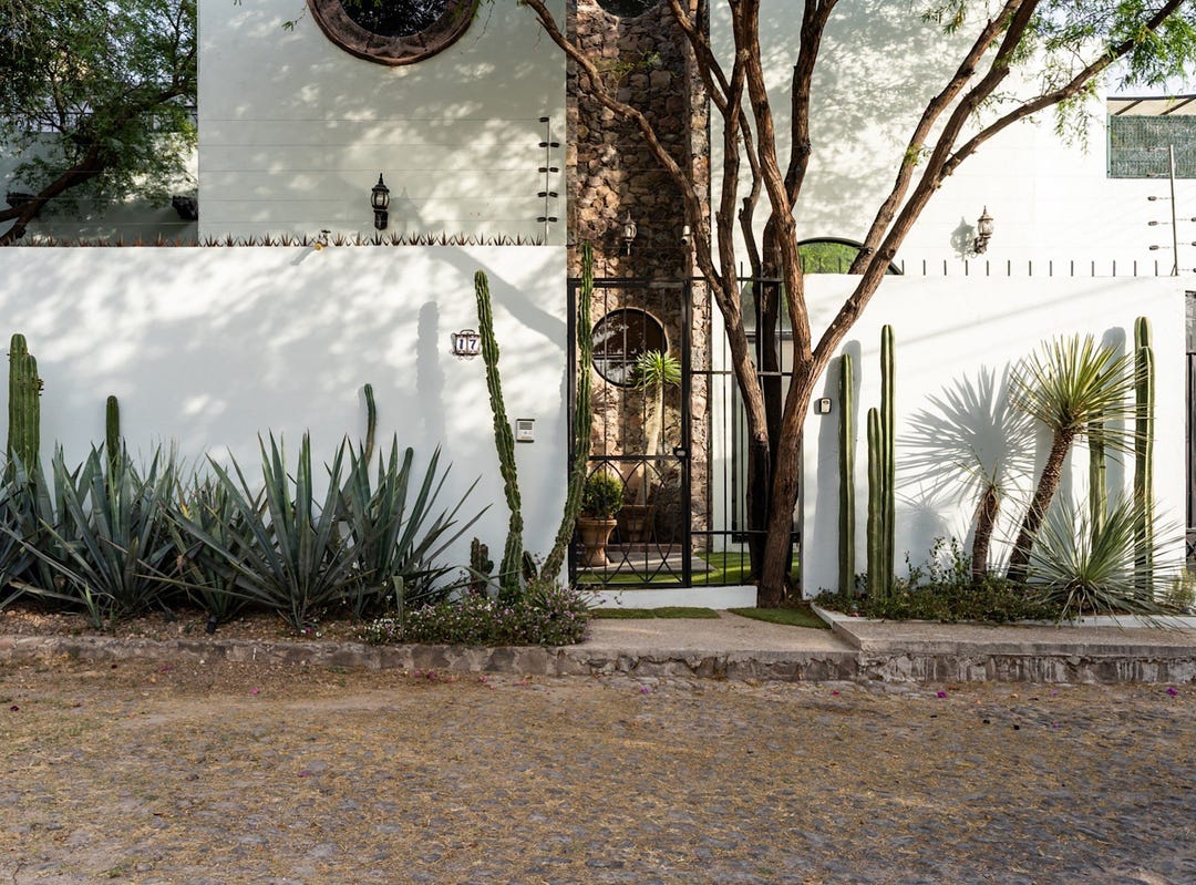 México 51, 37790 San Miguel de Allende, Gto., México, San Miguel de Allende, Guanajuato 37790 ...