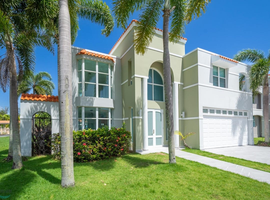 PR-690 PLAZA STEPHANIE, Sabana, Vega Alta, Vega Alta 00692 House for ...