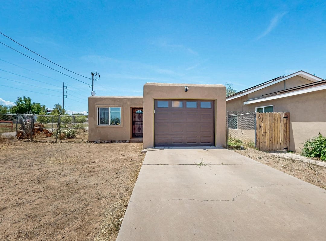 202 AZTEC Road NW, Albuquerque, NM 87107 House for Sale - RealEstate KH