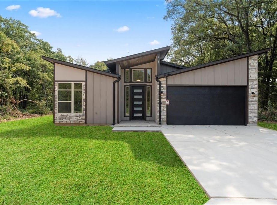 104 Rudder Road, Gun Barrel City, TX 75156 House for Sale - RealEstate KH