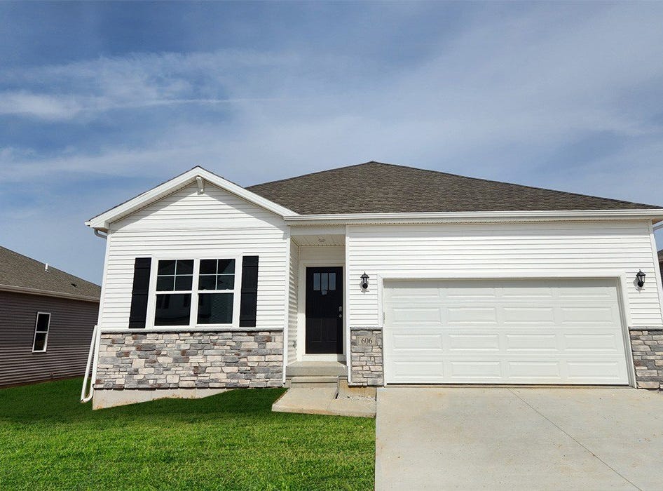 2826 BROOK VIEW DR, Des Moines, IA 50317 House for Sale - RealEstate KH