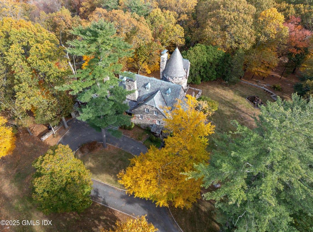 271 Hunting Ridge Road, Stamford, CT 06903 House for Sale - RealEstate KH