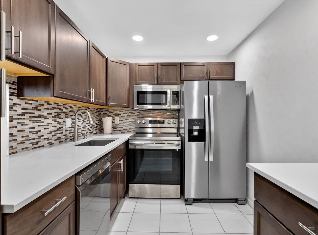 2615 NE 1st Court, Boynton Beach, FL 33435 Apartment for Sale ...