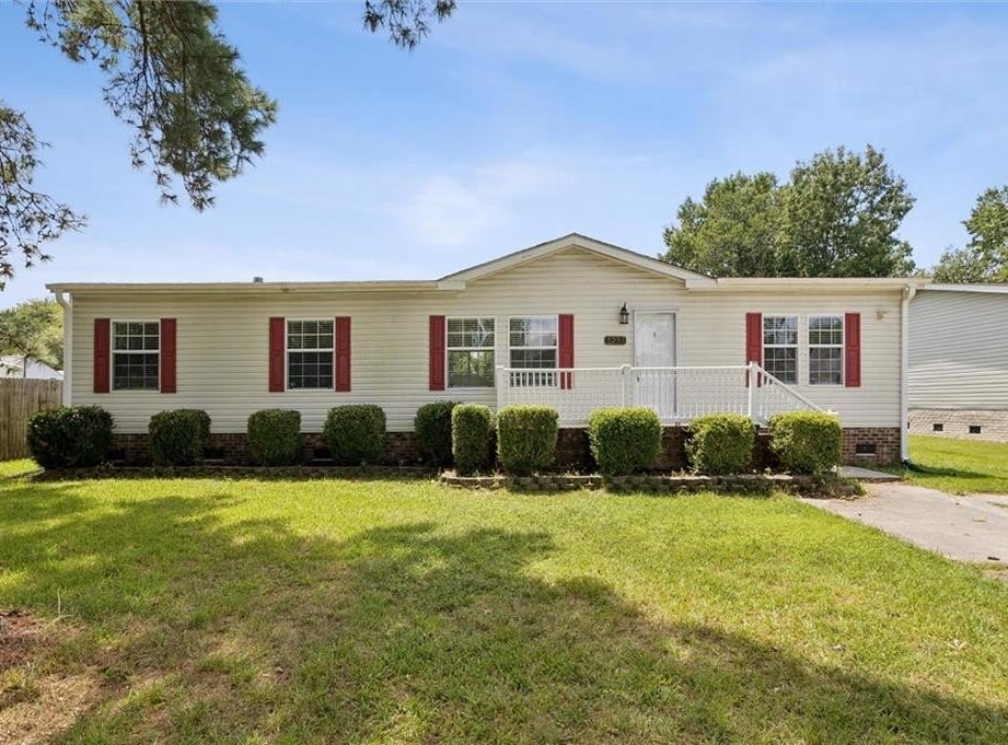 1233 Blue Jay Drive, Virginia Beach, VA 23452 House for Sale ...