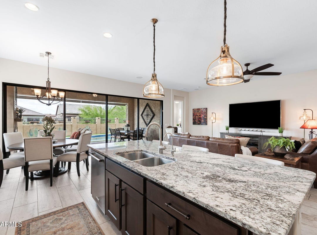 2114 N CANELO Hills, Mesa, AZ 85207 House for Sale - realestate.com.au