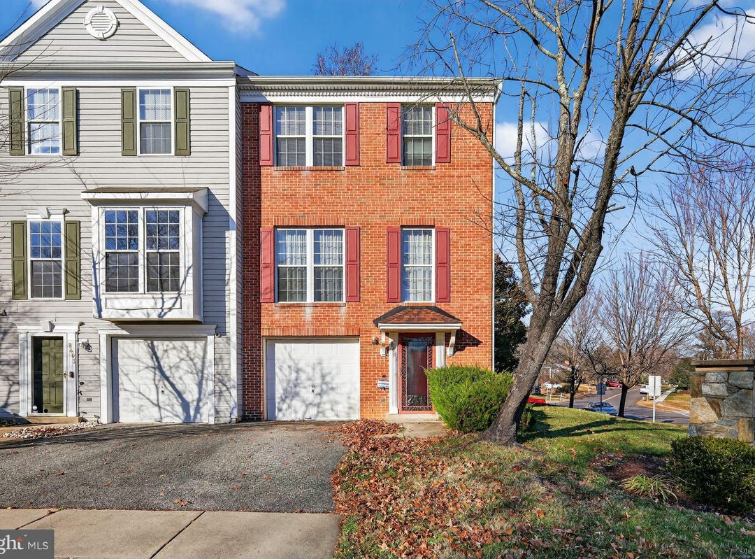 8401 OLD COLONY Drive S, UPPER MARLBORO, MD 20772 Townhouse for Sale ...