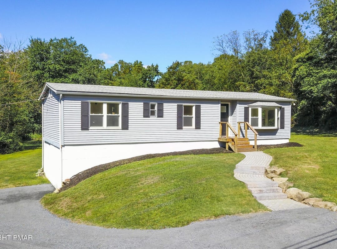 1225 Meyer Drive, Walnutport, PA 18088 House for Sale - realestate.com.au