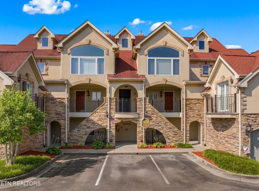 601 River Place Way unit: B101, Sevierville, TN 37862 Apartment for ...