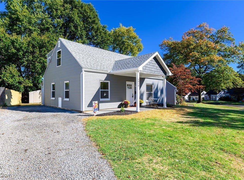 1916 Victoria Street, Cuyahoga Falls, OH 44221 House for Sale ...