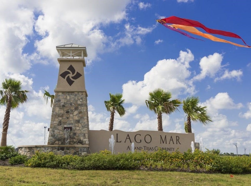 2401 Village Azalea Drive, Texas City, TX 77568 House for Sale ...