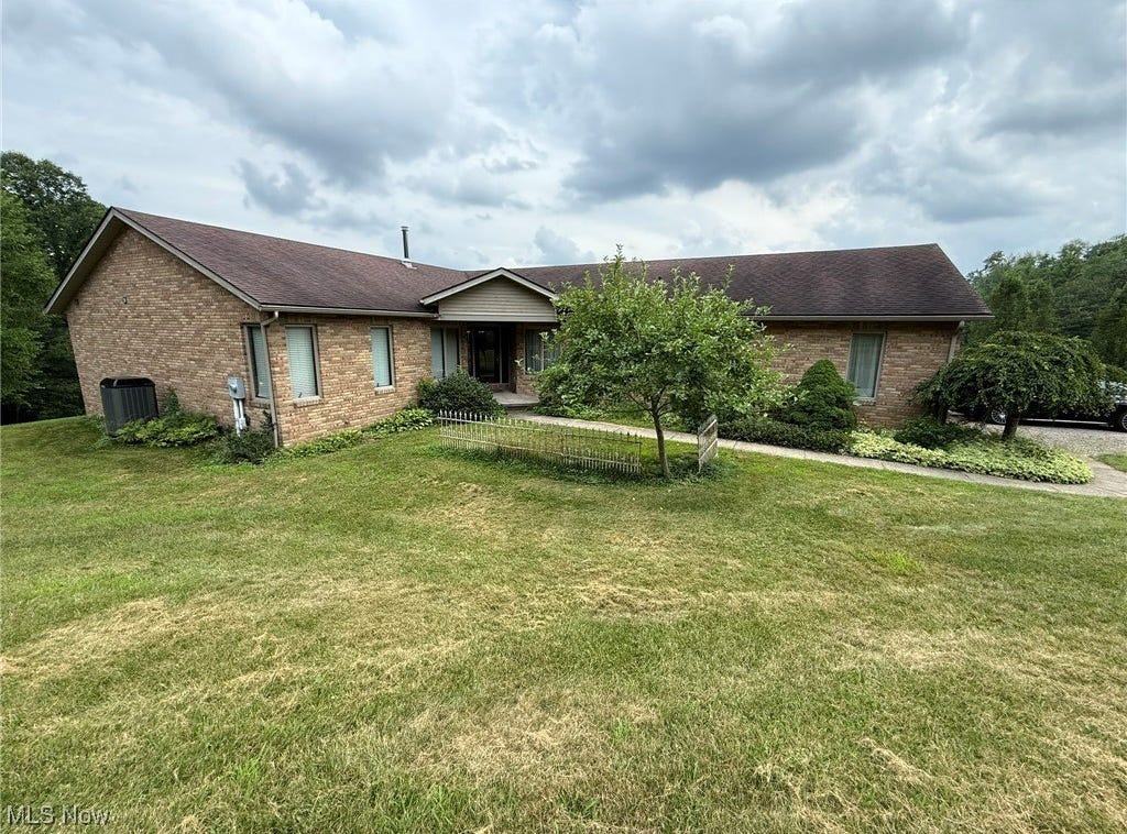 2597 Pyle Road NW, Dover, OH 44622 House for Sale - realestate.com.au