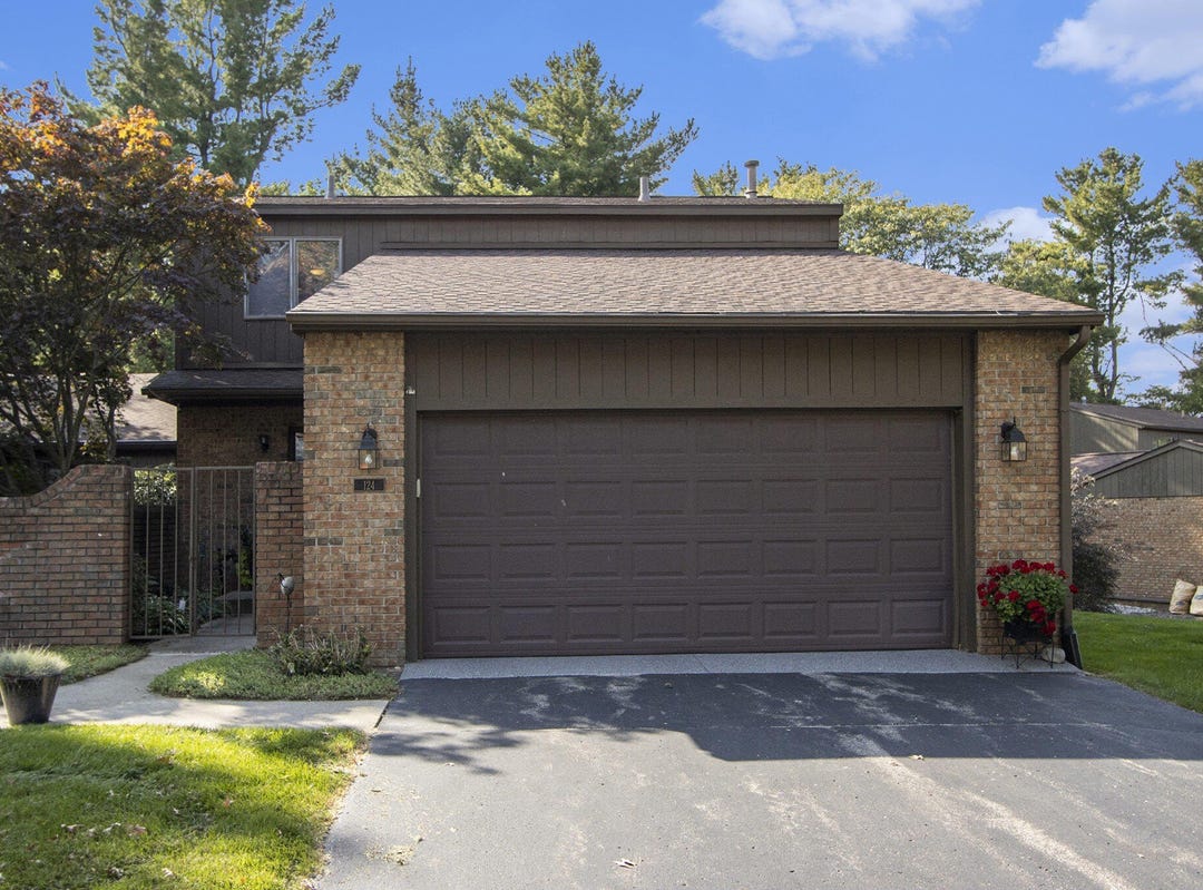 124 Merriweather Lane, Kalamazoo, MI 49006 Apartment for Sale ...