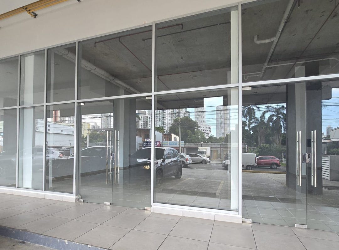 Panama - 12 de Octubre, Panama City, Address available on request ...