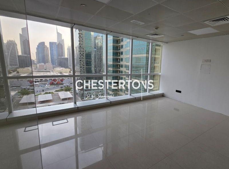 No Agent | 4 Partitions | Fully Fitted Office Jumeirah Business Centre ...