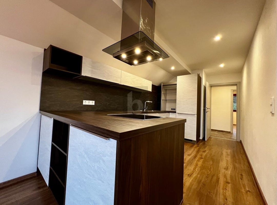 Saalfelden am Steinernen Meer, Salzburg 5760 Apartment for Sale ...