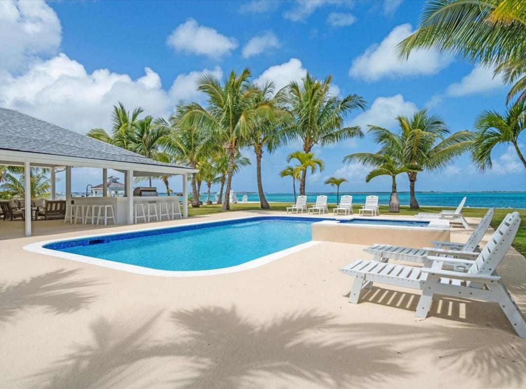 3 SEA SPRAY LANE, New Providence/Paradise Island House for Sale ...