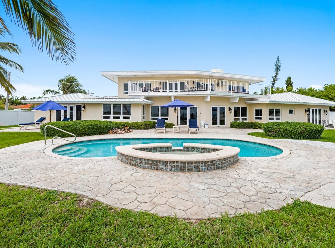 29-31 LUCAYAN BEACH, Grand Bahama/Freeport House for Sale - realtor.com