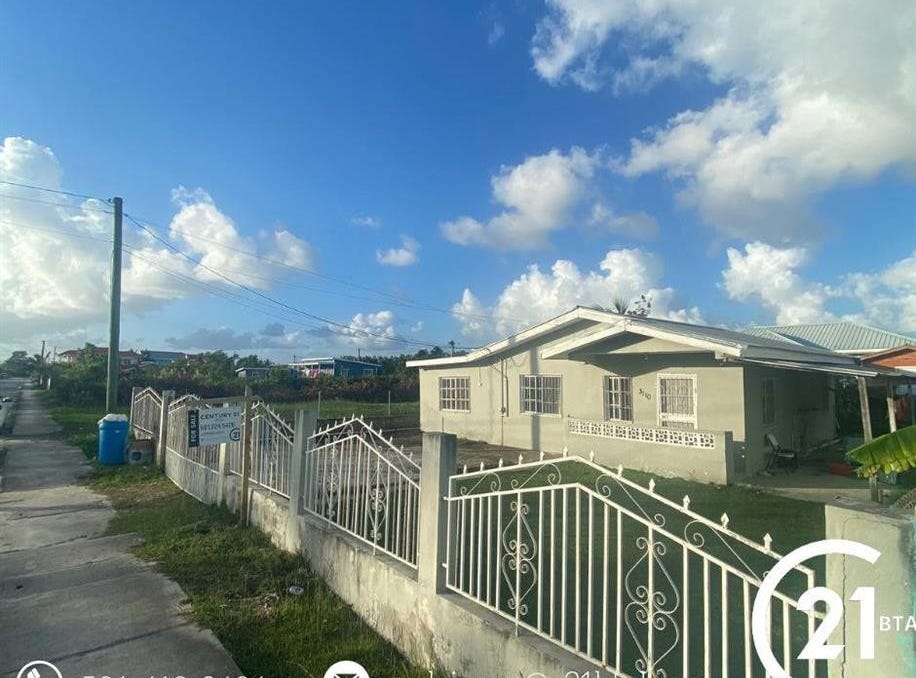 Albert Hoy Ave s/n, Belize City, Belize, Belize, Belize City 501 House ...