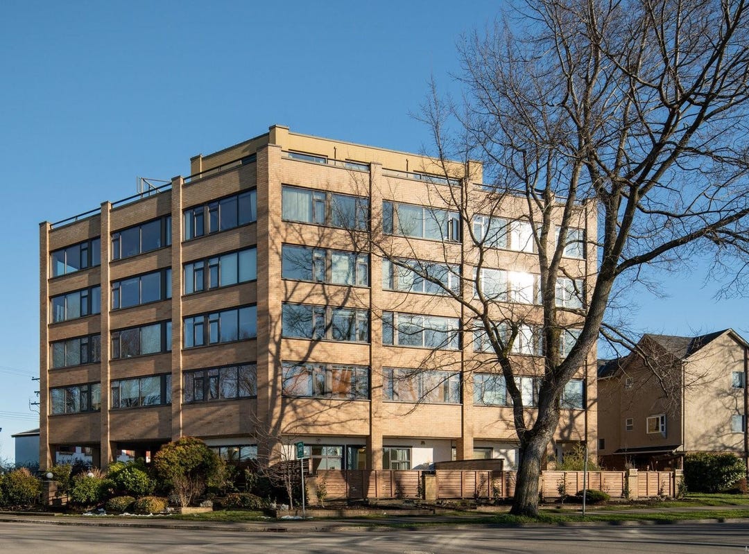 104 Dallas Rd, Victoria, British Columbia V8V1A3 Apartment for Sale ...