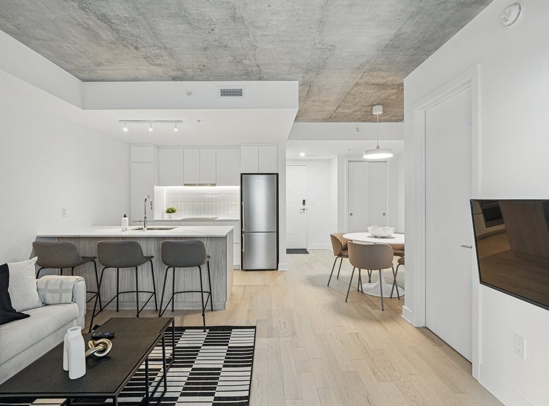 100 Rue Murray 609, Montréal (Le Sud-Ouest), Québec H3C 1A2 Apartment ...