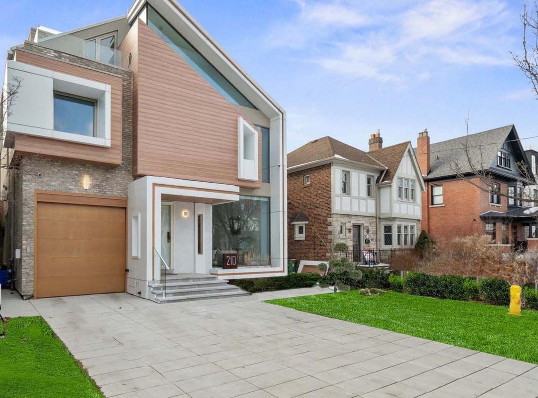 210 Glenayr Road, Toronto, Ontario M5P 3C3 Casa en Venta - realtor.com
