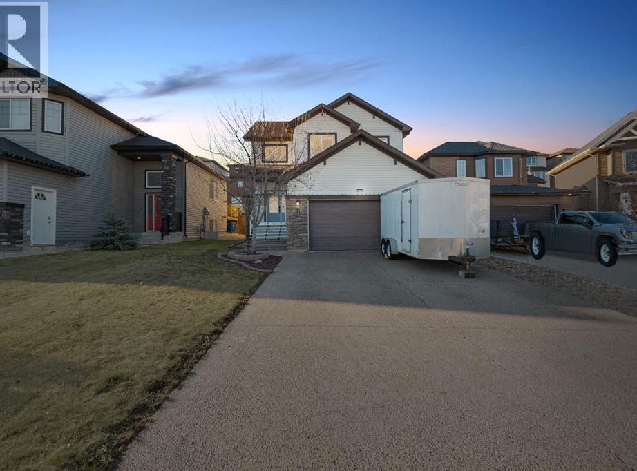 135 Crane Place, Fort McMurray, Alberta T9K0P6 House for Sale ...