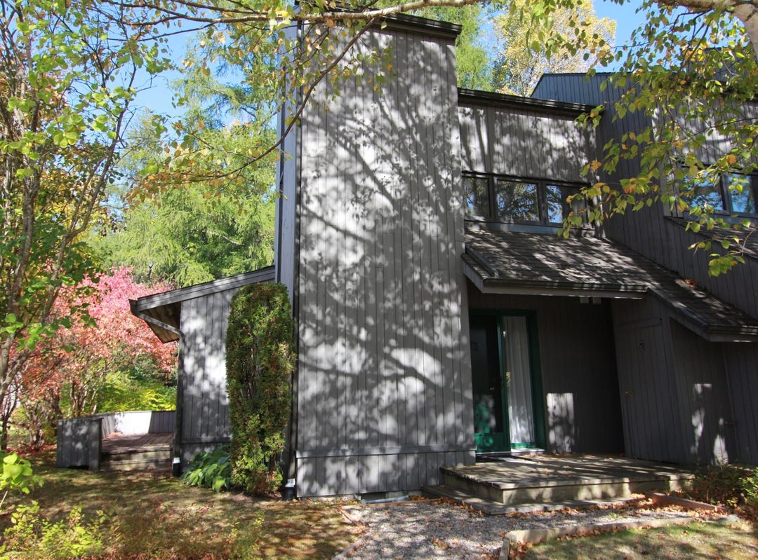 363 Rue du Val-des-Neiges, Beaupré, QC G0A1E0, CA, Beaupré, Québec ...