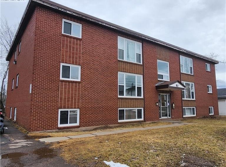 15 McKenzie, Moncton, New Brunswick E1C7Y8 Apartment for Sale ...