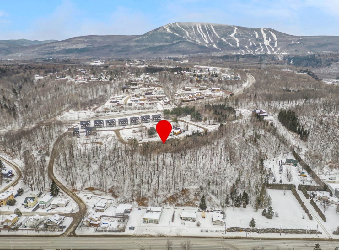 251 Rue du Belvédère, Beaupré, Québec G0A 1E0 Land/Development for Sale ...