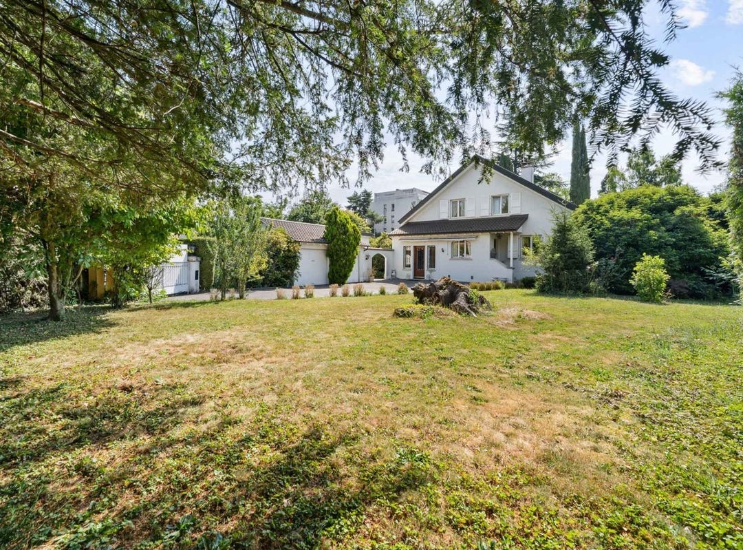 A Vernier, Vernier, Geneva 1214 House for Sale - RealEstate KH