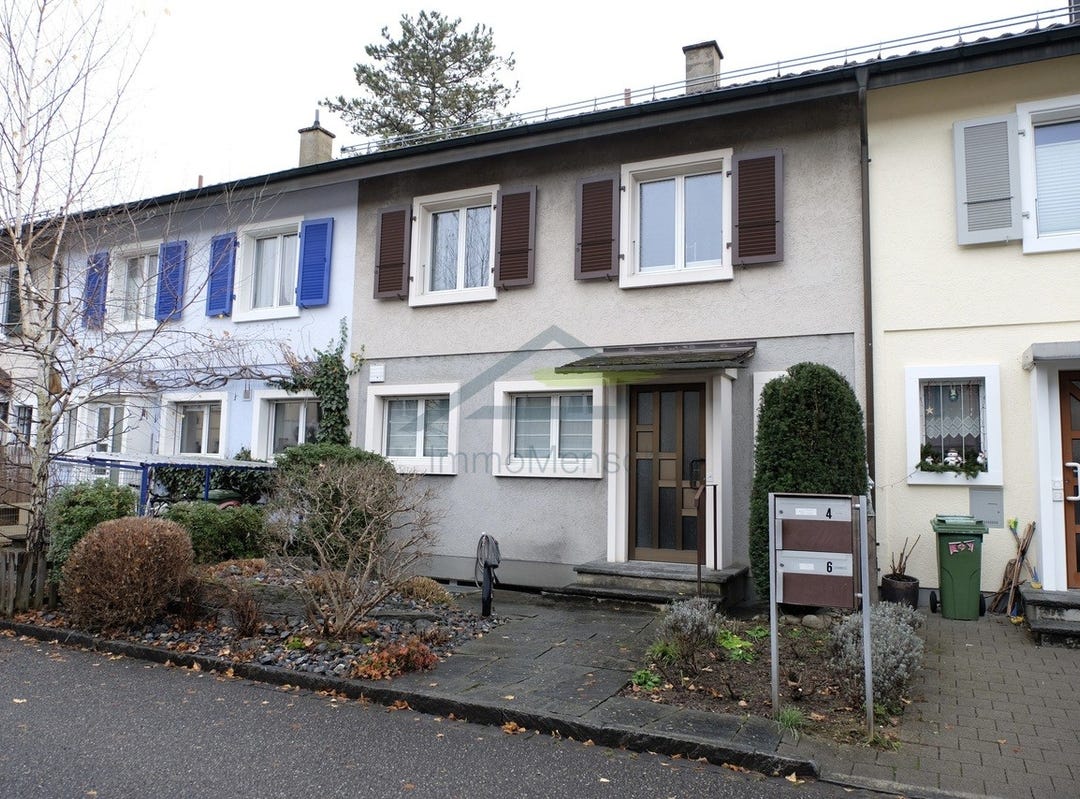Hohe Winde-Strasse 6, Reinach BL, Basel-Landschaft (canton) 4153 House ...