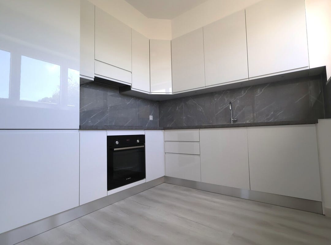 via Luigi Favre 7, Chiasso, Ticino 6830 Apartment for Rent - realestate ...