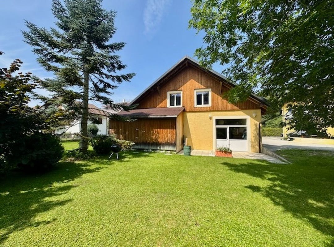 Gare 220, Les Verrières, Canton of Neuchâtel 2126 House for Sale ...