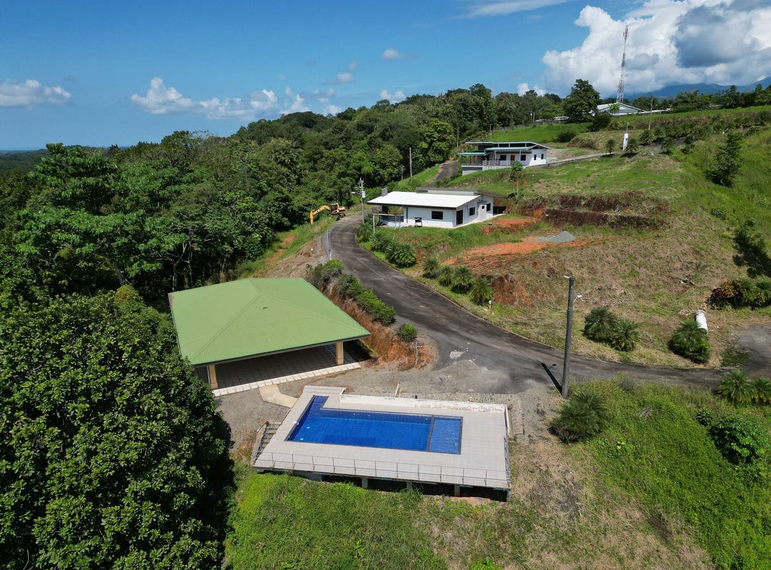 FW7H+QPF, Londres, Quepos, cerca del puente de Londres, Naranjito ...