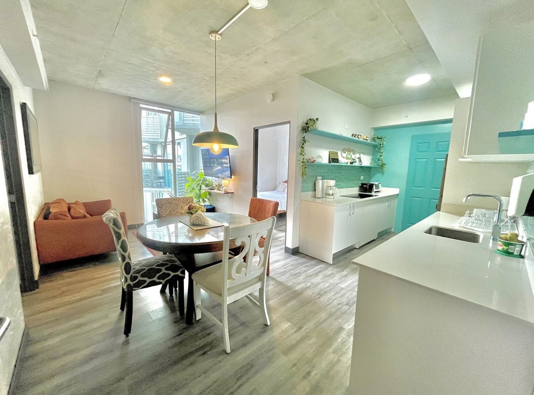 Costa Rica, San José, La Sabana, Sabana Norte, Condominio Sabana Secrt ...