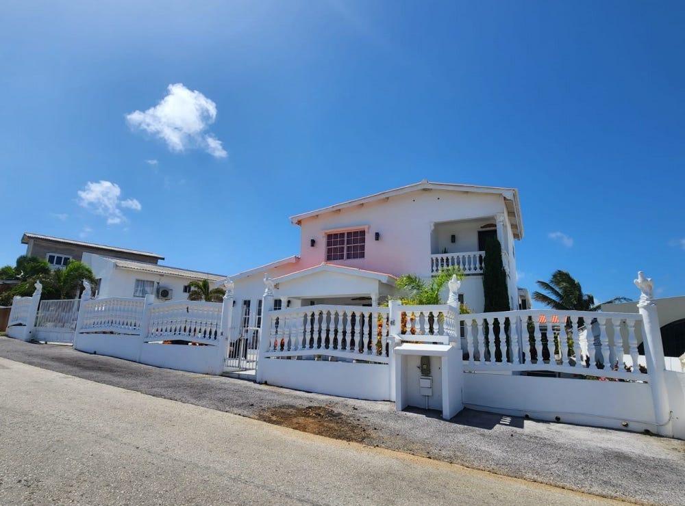 Barber – Spacious home with a nice views, Barber, Curacao, Barber ...