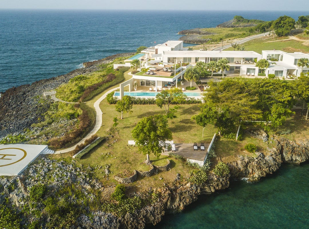 Centro Del Pueblo O El Limón, Samaná, Samana 32000 House for Sale ...
