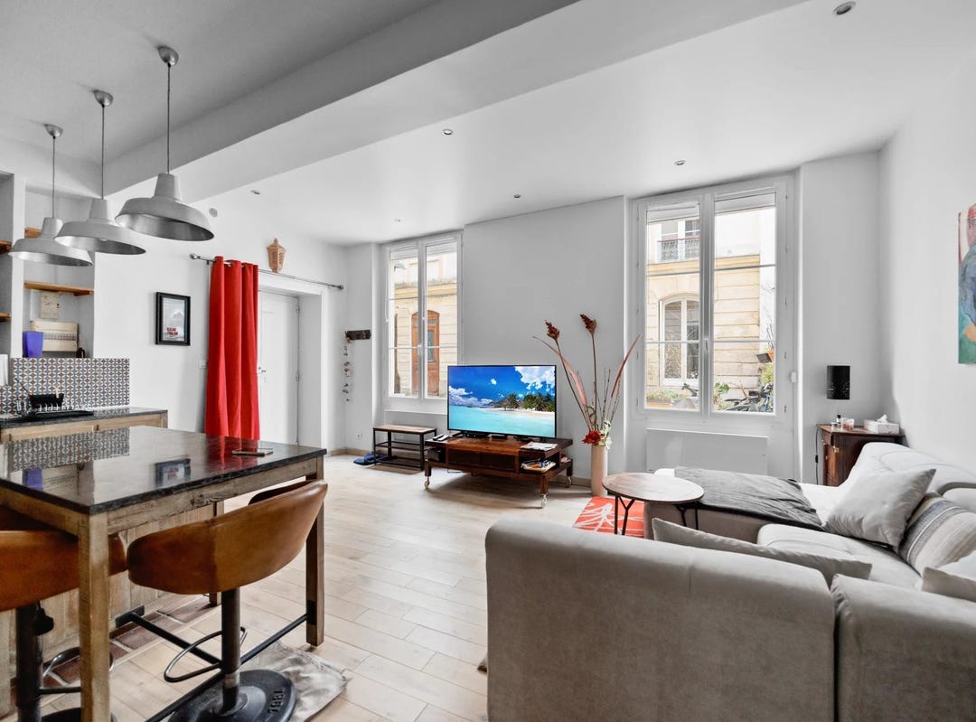 16 Rue Claude Rodier, Paris 9ème, Île-de-France 75009 Apartment for ...