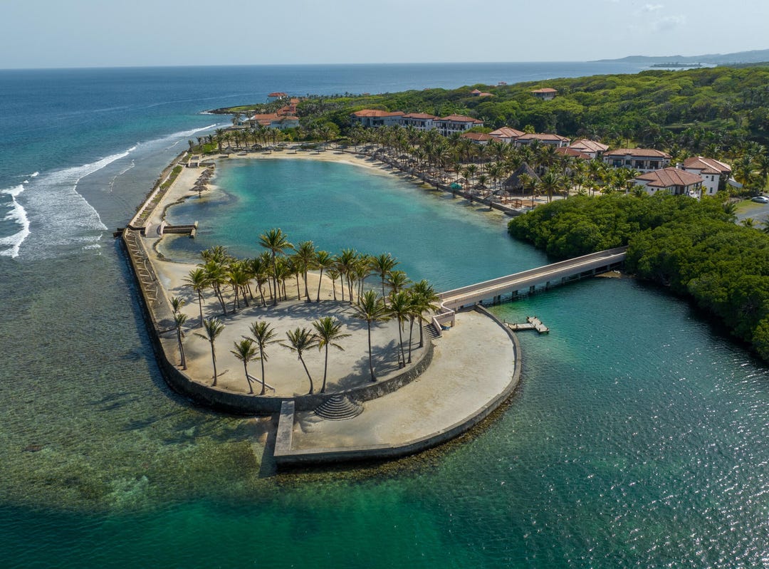 Parrot Tree Plantation, Roatan, Bay Islands Department Apartment for ...