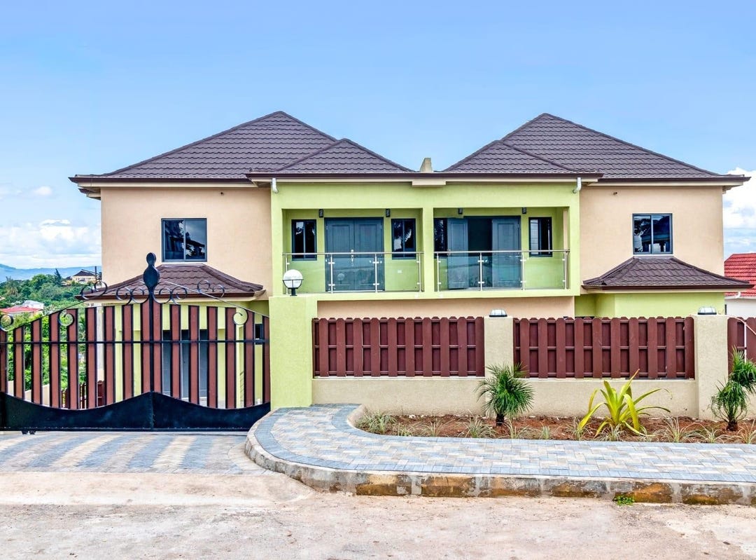 12 BRUMALIA unit: 2, Mandeville, Manchester Parish House for Sale ...