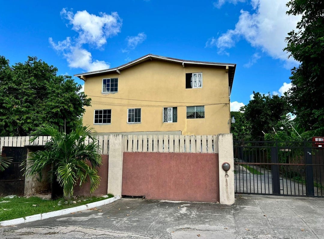 76 MOLYNES ROAD, Molynes Square, St. Andrew Parish House for Sale ...