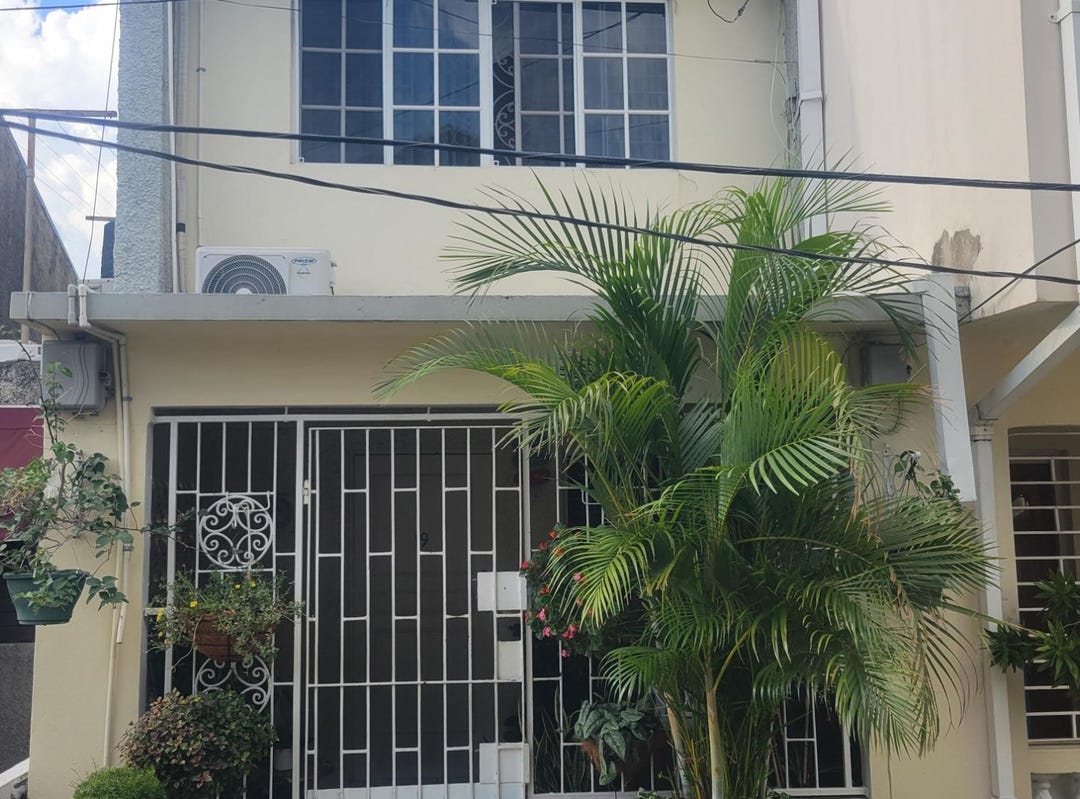 19 CENTRAL PATH, CALABAR MEW, Kingston 20, St. Andrew Parish House for ...