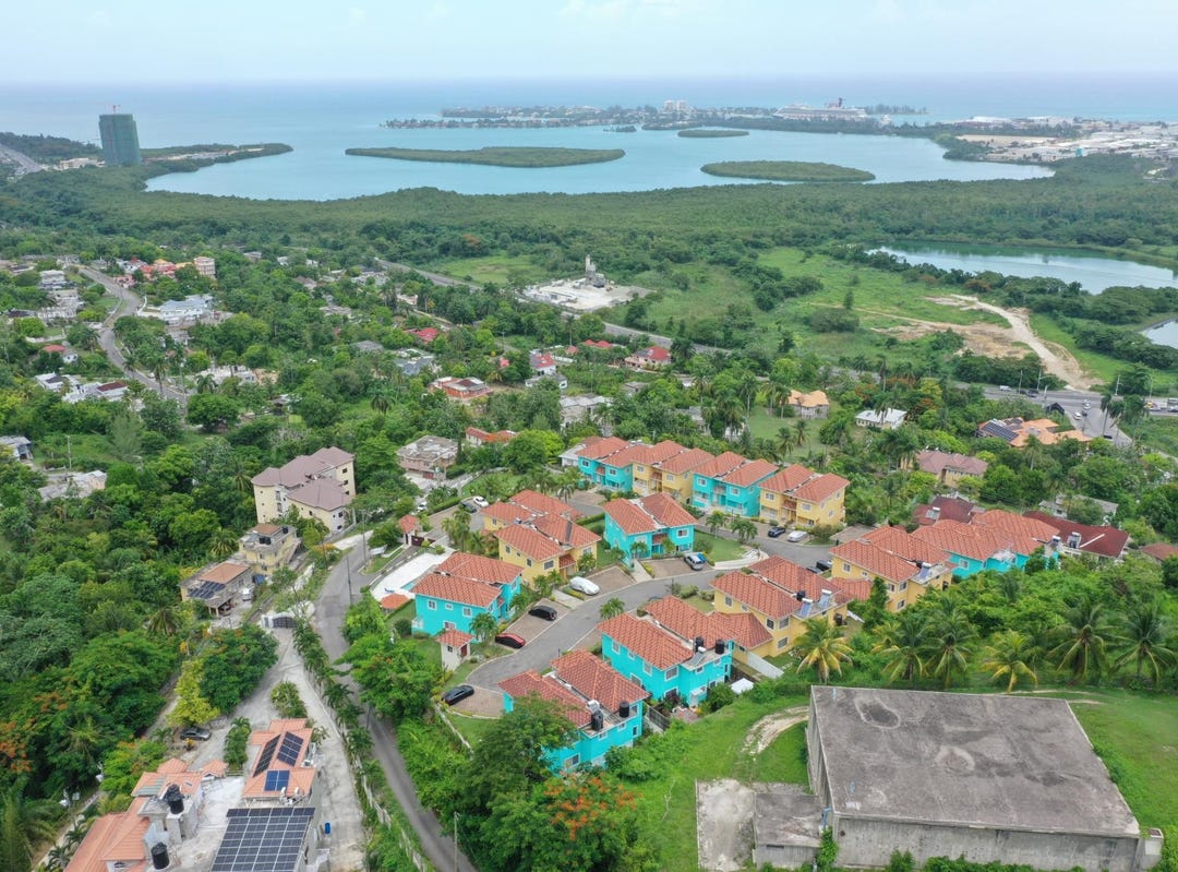 15 THE RIVIERA BOGUE ESTATE, Montego Bay, St. James Parish House for ...