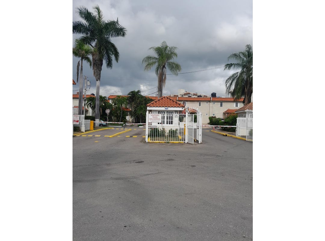 114 CONSTANT SPRING ROAD unit: 608, Kingston 8, St. Andrew Parish House ...