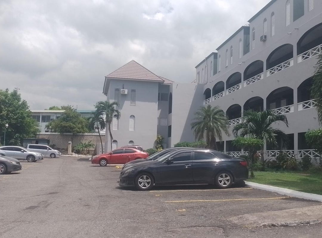 CENTRAL AVENUE, Constant Spring P.O., St. Andrew Parish House for Sale ...