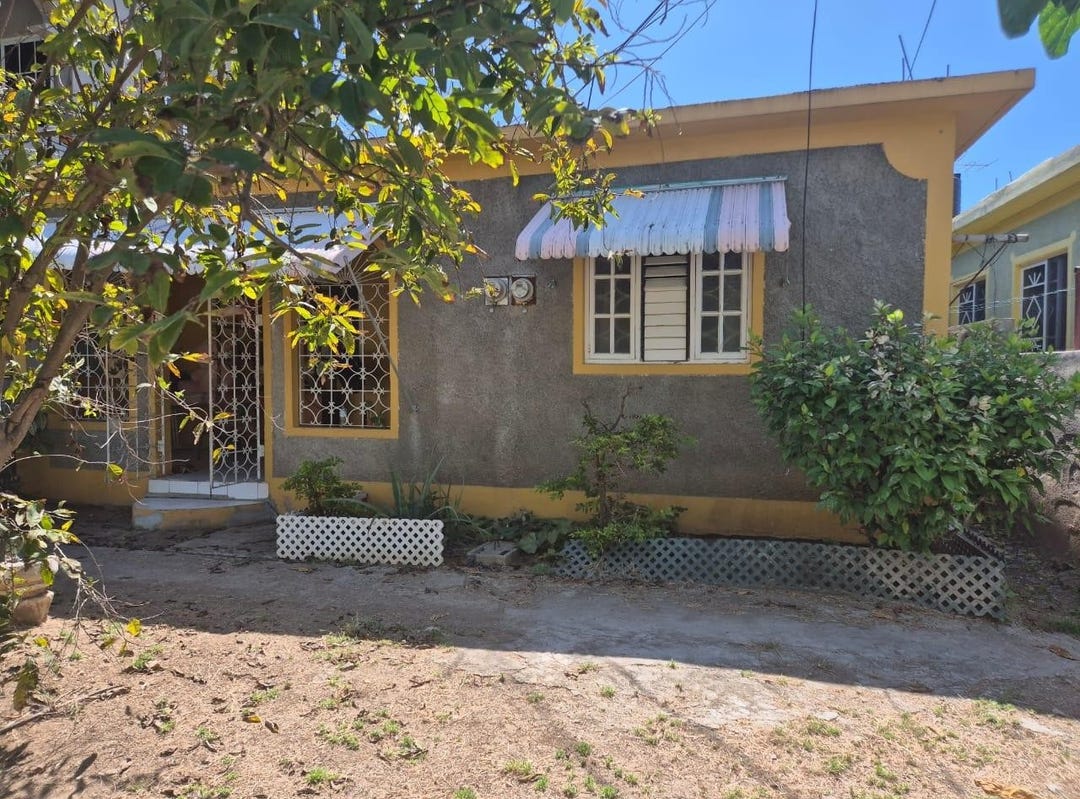 379 3 W GREATER PORTMORE, Greater Portmore, Saint Catherine Parish ...